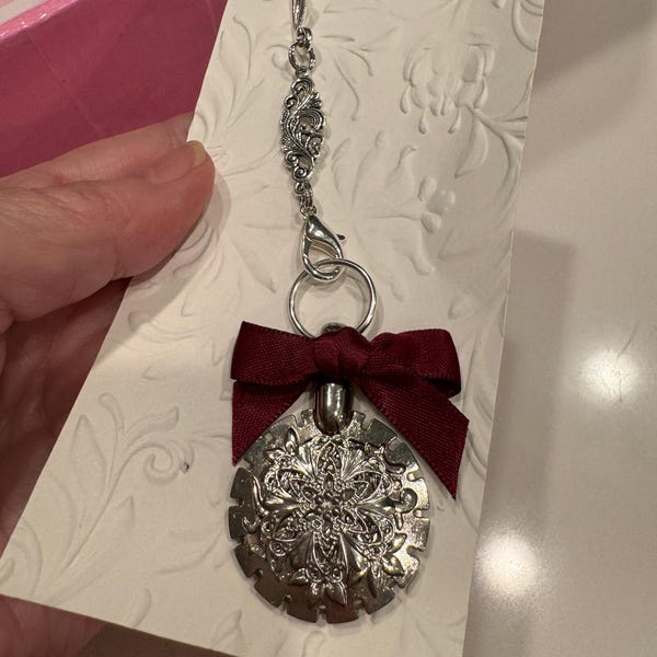 Silver Filigree Embellished Mini Ballpoint Pen With Removable Vintage ...