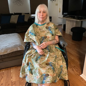 Handy Adult Apron Bib. Brown, Red, Green, Blue, Gray or Teal Colors. 2 ...