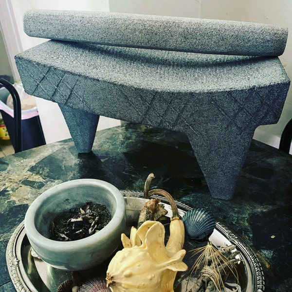 Métlatl Mexican Metate Made of Lava Rock With Metlapil 22x32 CM ...