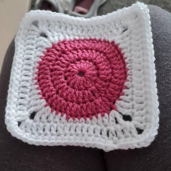 Crochet Pattern, Circle Granny Square Pattern, Granny Square Pattern ...