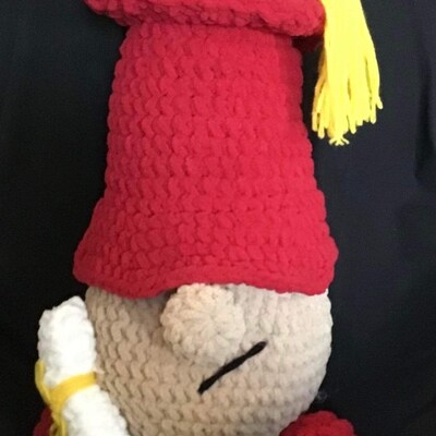 Crochet Patterns Graduation Gnomes, Crochet Keychain Pattern ...
