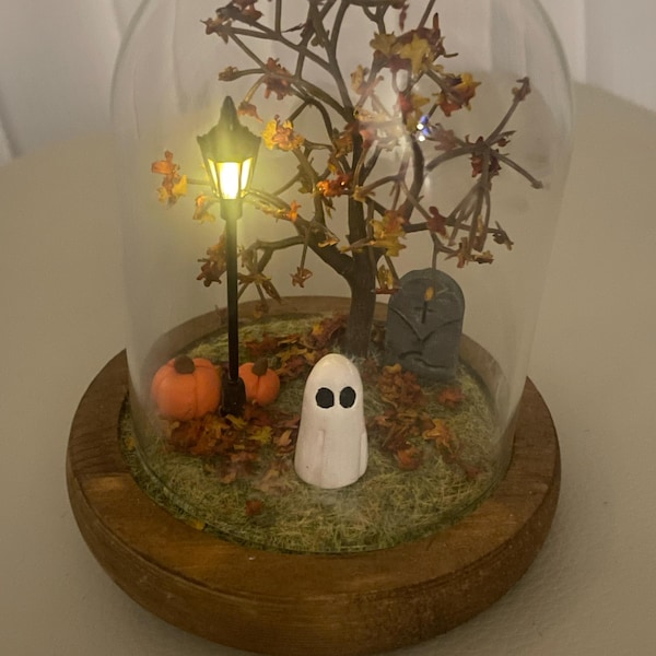 Ghost Terrarium, Handmade Spooky Halloween Pumpkin Diorama With Light ...