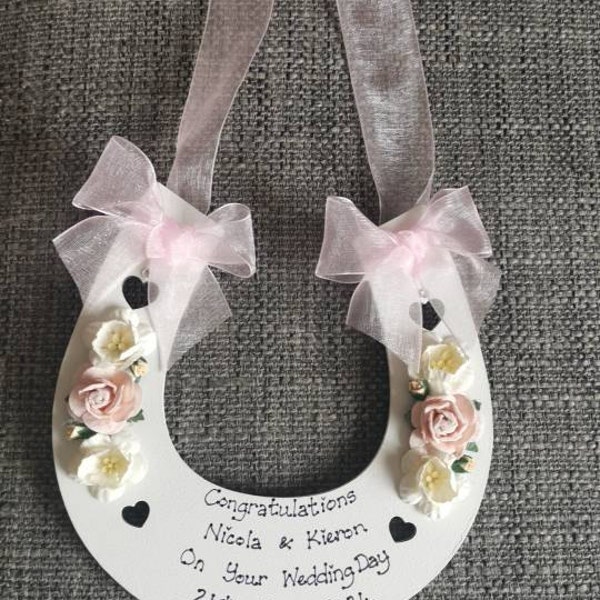 WELSH Sign CARTREF Home Decor Welsh Language Gifts Cwtch Croeseo Teulu ...