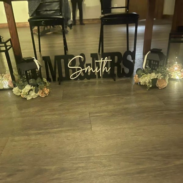 Custom Wedding Decor Mr Mrs Table Sign, Personalized Family Name Wood ...
