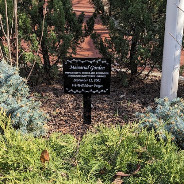 Memorial Tree Plaque With Stake, Personalized Sturdy Metal Garden ...