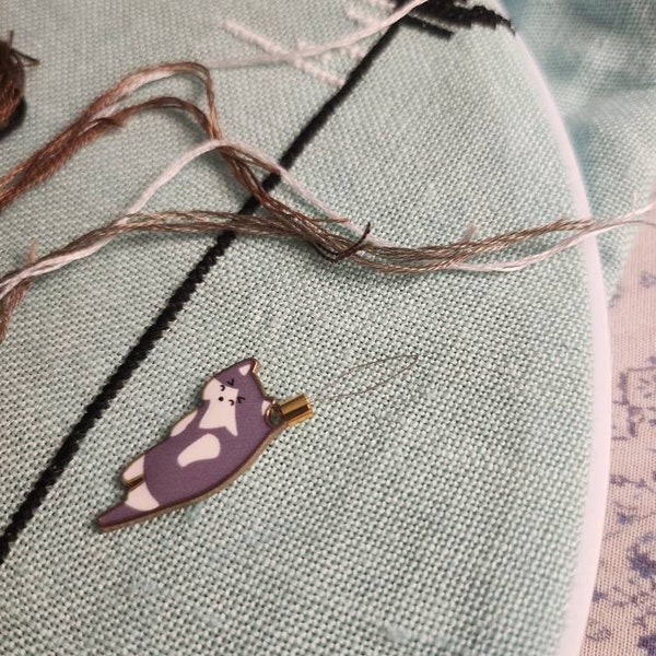 Cat Needle Threader With Option to Make Into Magnetic Threader Minder ...