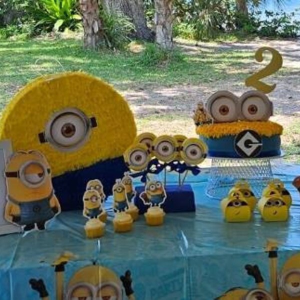 Minions Cupcake Toppers, Despicable Me Cake Toppers - Etsy