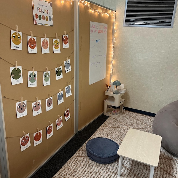 Polar Bear Colour Activity, Colour Learning, Winter Preschool Printable ...