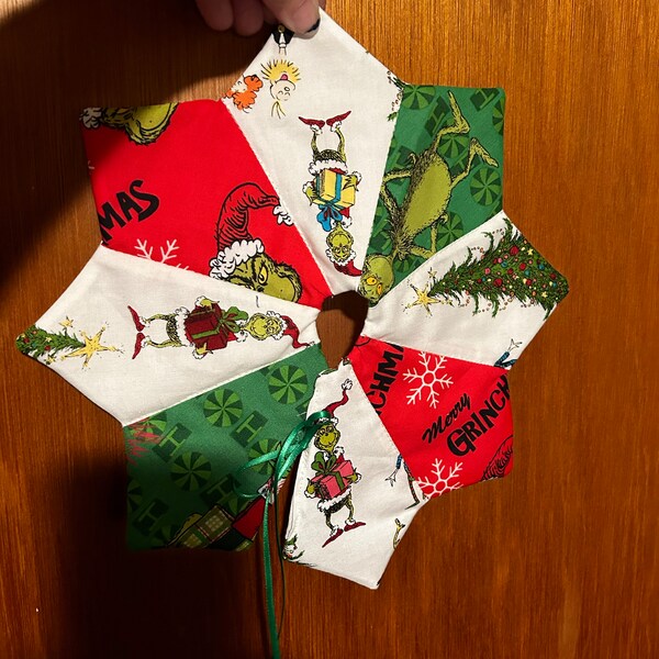 Christmas Tree Skirt, Table Top, Tiny, Grinch, Red, Green, Small ...