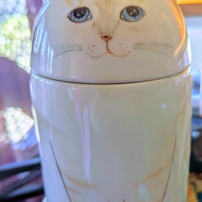 Personalized Cat Urn With Semi-spherical Cover, With Name or Without ...