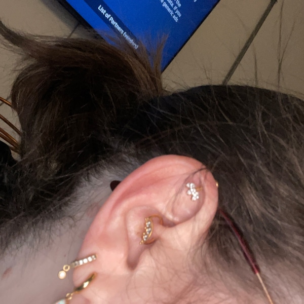 Minimalist ASTM F136 Titanium 16G Marquise CZ Screw Flat Back Vertical ...