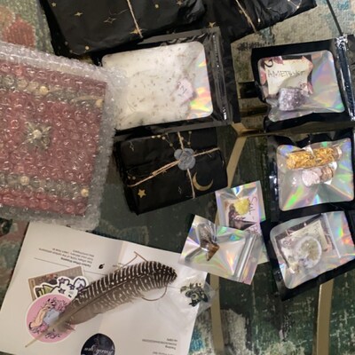 Bone Throwing Set W/ Wooden Storage Box, Information Cardsrabbit Fur ...