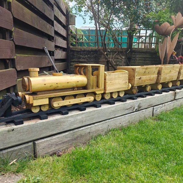 Wooden Planter Train / Decorative Garden Ornament - Etsy UK