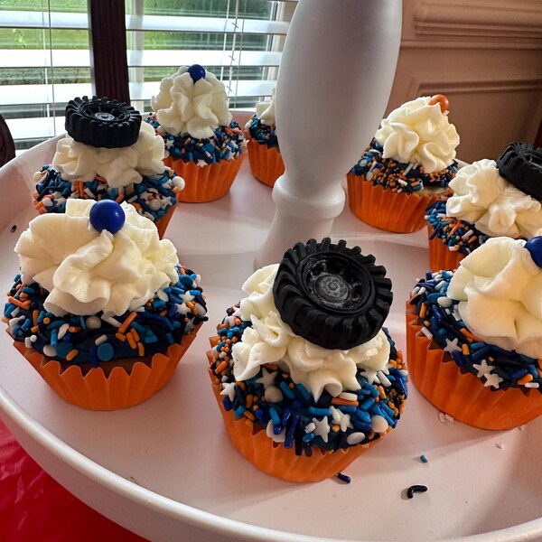 Banner, Ribbon, Fondant Cake Decoration Toppers, Banner Cake Topper ...