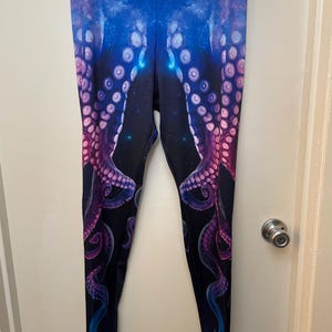 Yoga Leggings With Octopus Print, Purple Printed Leggings, Leggings for ...
