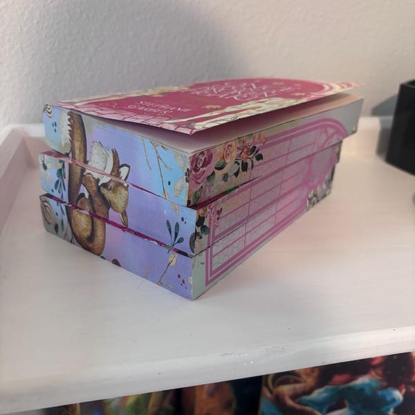 A Court of Thorns and Roses -ACOTAR Box Set With Custom Spray Edges ...