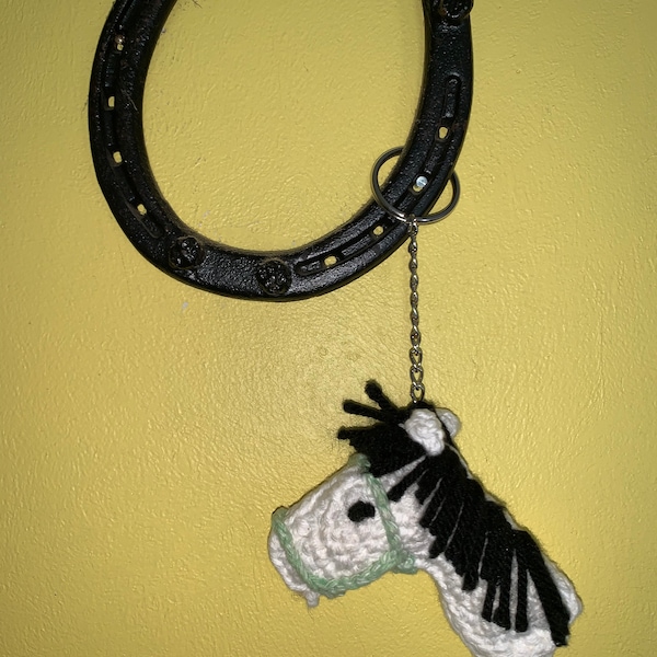 Crochet Horse Keychain Pattern, Car Key Pendant (PDF Pattern) - Etsy UK