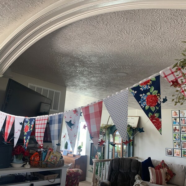 Picnic Gingham Banner, Bunting, Fabric Pennant Floral Garland Flags ...