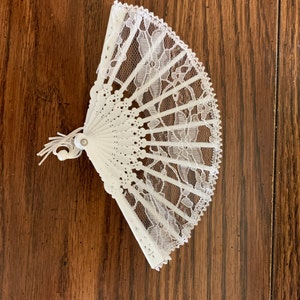 Small Vintage Philippine Abaca Straw Fans-great for Small Wall ...