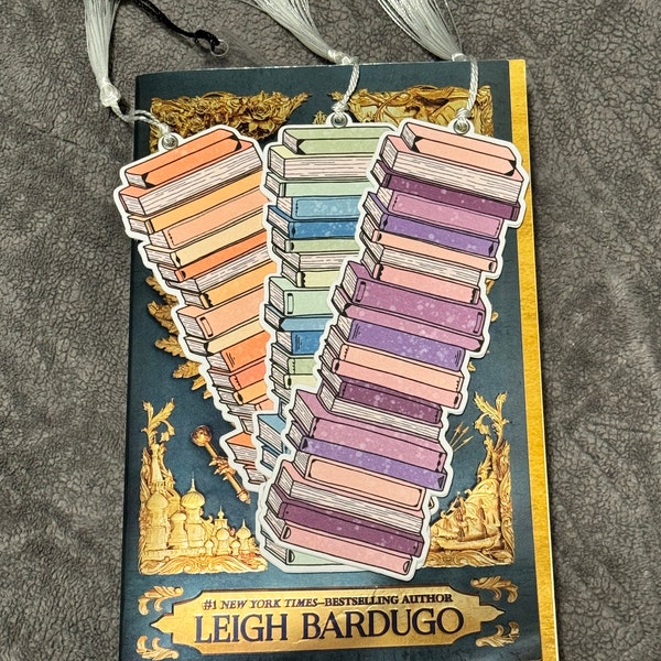 Bookmark Book Tracker, Book Stack, Double Sided, 34 Books to Fill per ...