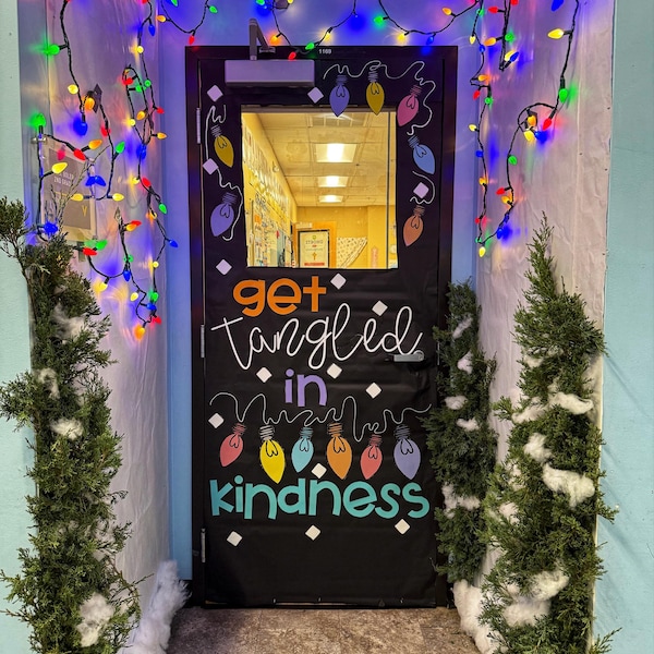 Kindness Holiday Door Decor: Winter Classroom Bulletin Board (digital ...
