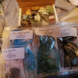 MINIATURE Crafters Collection Box: Gems Crystals Natural Raw Minerals 1 ...