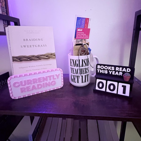 Book Sign, Library Sign, Currently Reading, Book Display, Bookish Decor ...