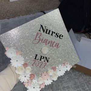 Pink Floral Grad Cap / Custom Graduation Topper / Graduation - Etsy