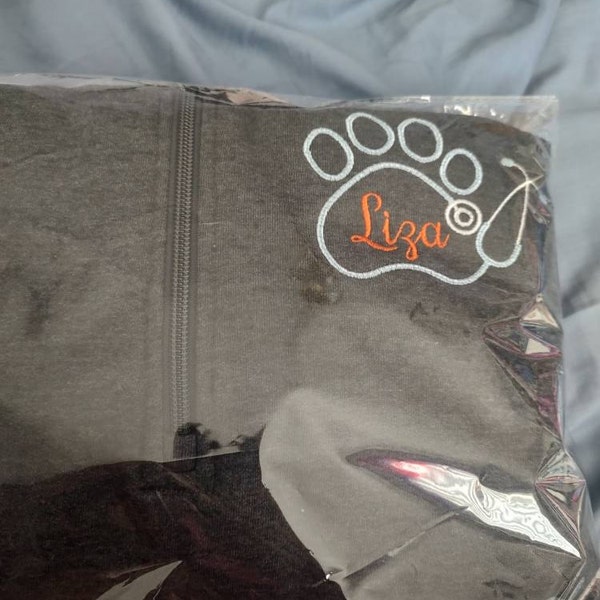 Vet Gift, Monogrammed Veterinarian Shirt, Vet Tech, Stethoscope, Dog ...