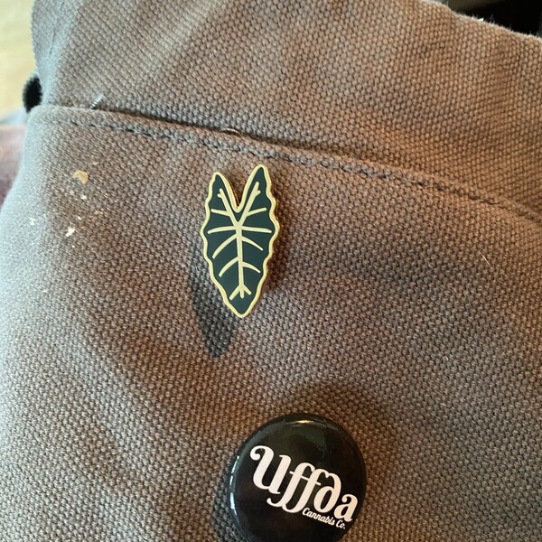 Plant Pin - Alocasia Enamel Plant Pin - Gift for Plant Lover - Etsy