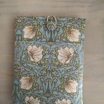 Blue Strawberry Thief Book Sleeve With Closure and Front - Etsy