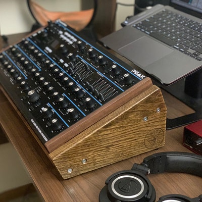 Ableton Push Stand // Desktop Rack for Ableton Live Push 2 or 3 ...