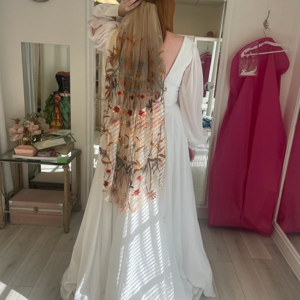 Autumn Leaves Falling (white) | Bridal Veil, Summer Fall Wedding ...