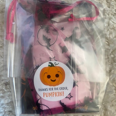 PRAISE LILITH Scroll Pendant Necklace - Etsy