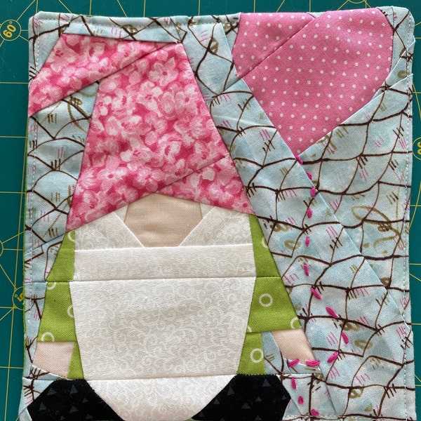 HEARTY GNOME Paper Pieced Block Pattern in PDF - Etsy