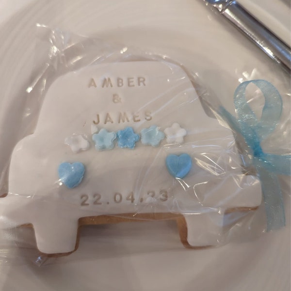 12 Small Iced Heart Shortbread Wedding Favours, Any Colours. Iced ...