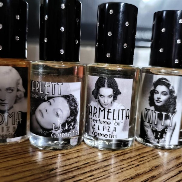 BLACK CAT || Animalic Leather & Musk With Civet, Earthy, Spicy Notes ...