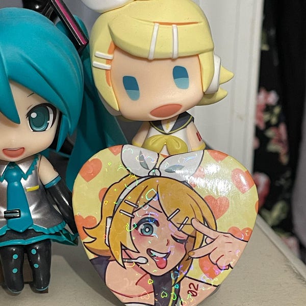 VOCALOID | Holo Heart Buttons - Etsy