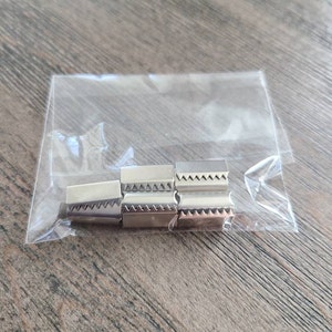 Finding 20 Pcs Silver Metal Fold Over Crimp Head Clips for 2mm Round ...