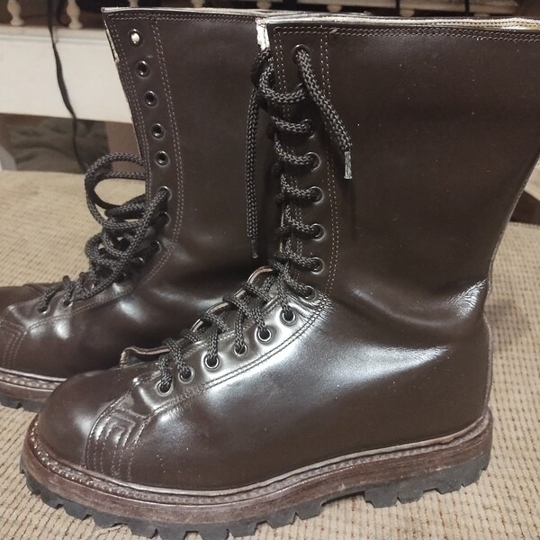 Set of 2 Coarse Old Threaded Screws | Steel Screws | Old Railroad ...