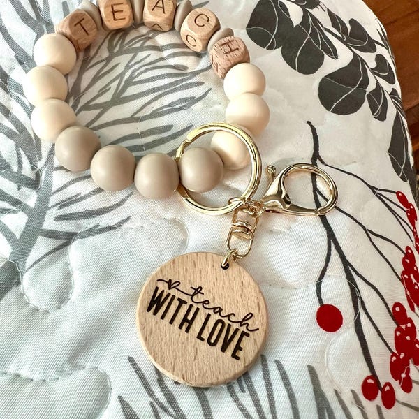 Keychains Daisy MAMA Silicone Beaded Wood Brown Neutral Tones Bag Tag ...