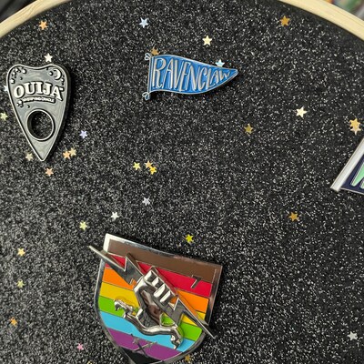 Ravenclaw Flag Pins - Etsy