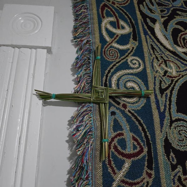 DIY St. Brigid's Cross Kit - Craft a Home Blessing Charm | Celebrate ...