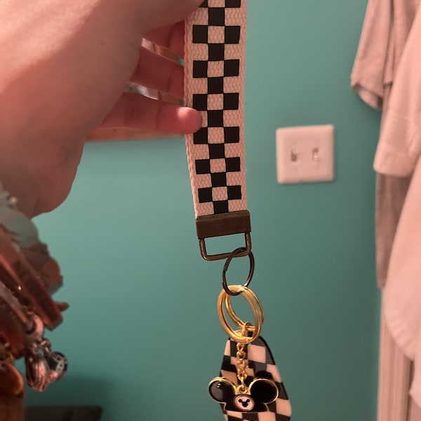 Checkerboard Pattern Keychain Wristlet / Key Fob / Checker Print Keychain Lanyard / Key Fob ...
