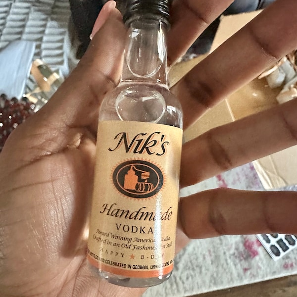 Personalized Vodka Bottle Label: Editable Tito's Style Template - Etsy