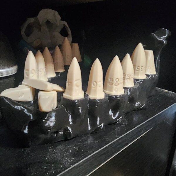 Dragon Teeth Dice Set - Etsy