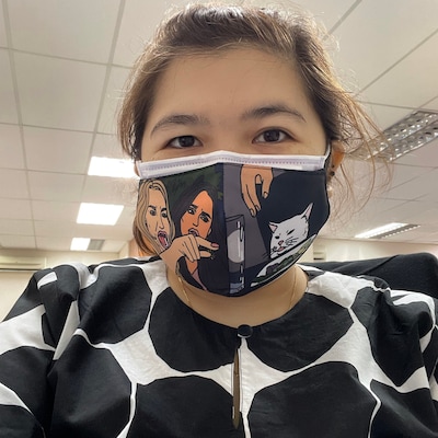 Meme Angry Woman Vs Cat Face Mask Crying Cat Meme, Meme Fabric Mask ...