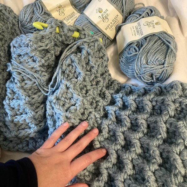 Possibly the Chunkiest Weighted Crochet Blanket Pattern Ever ...