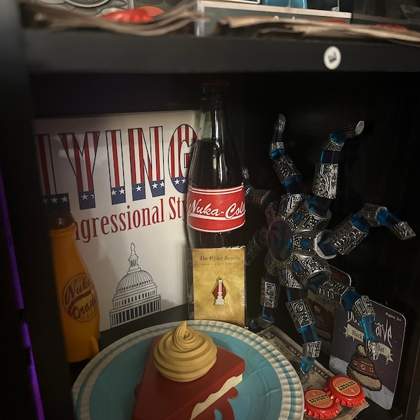 Fallout Rad-away Prop - Etsy