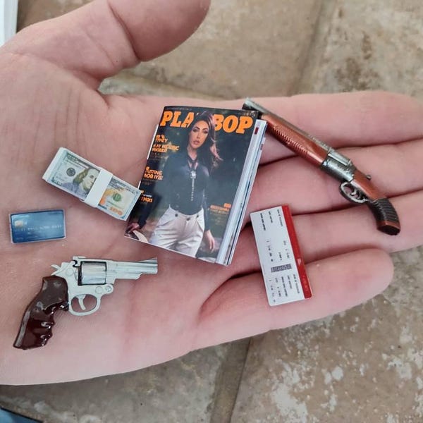 1/6 Scale Mini Pistol and Cigarette Packs Set Model Toy for Doll Action ...